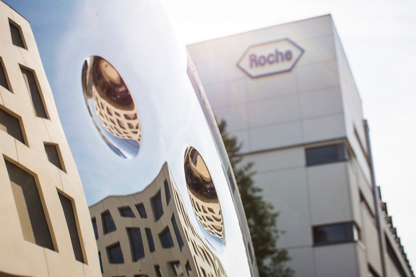 Roche's Columvi combo gains EC approval for DLBCL